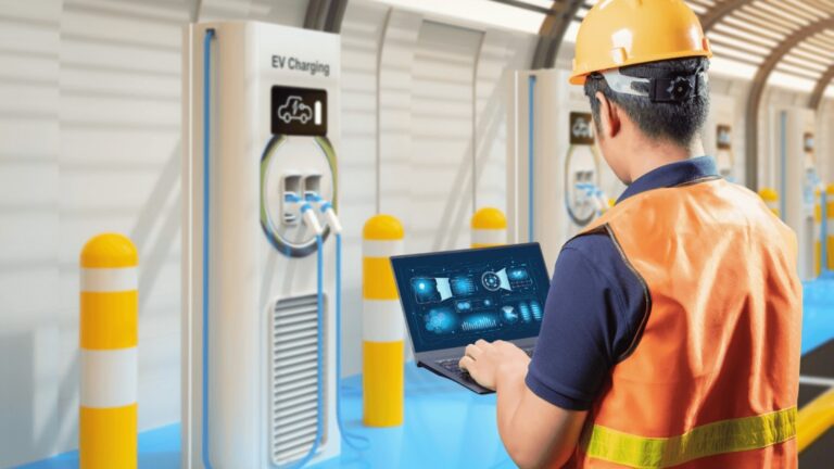 How Can EV Charging Station Management Software Optimise Charging Business